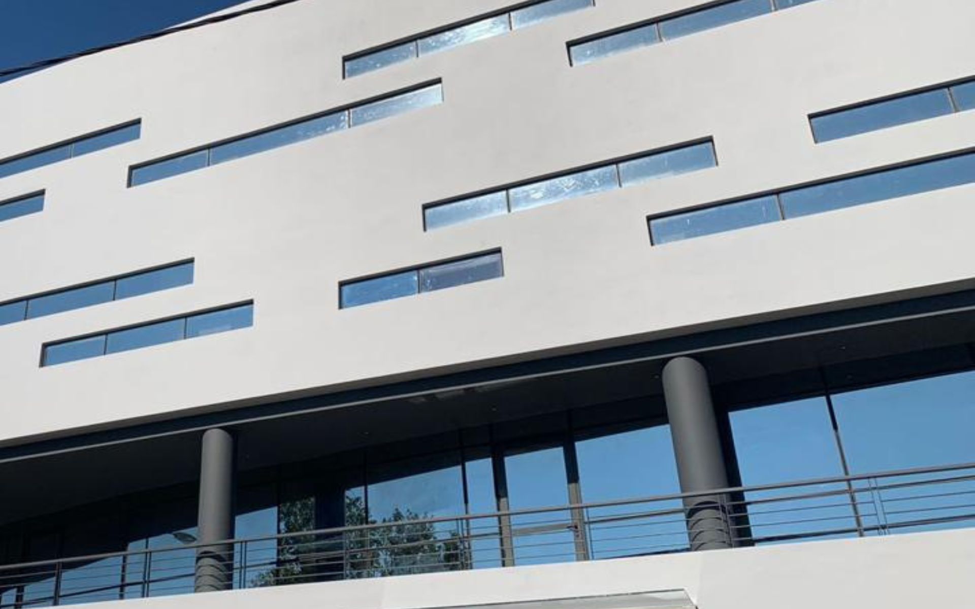 AP10 | Office Based in Athens, Greece | Everty