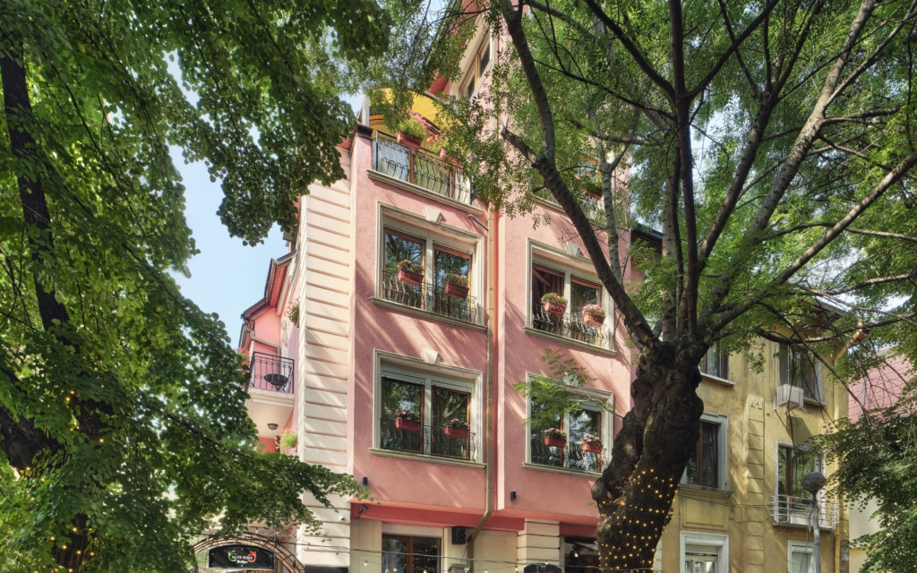 Everty's Vision in Bulgaria for Hospitality and Offices